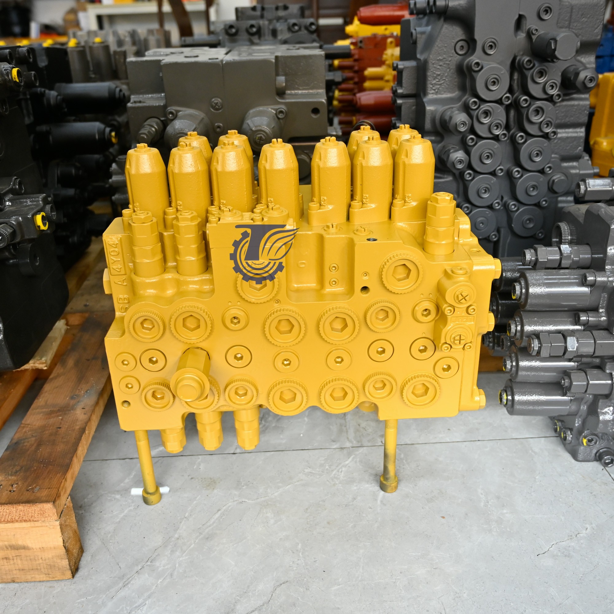 2063338 KMX13SB Caterpillar Excavator Parts CAT E314C Control Valve ...