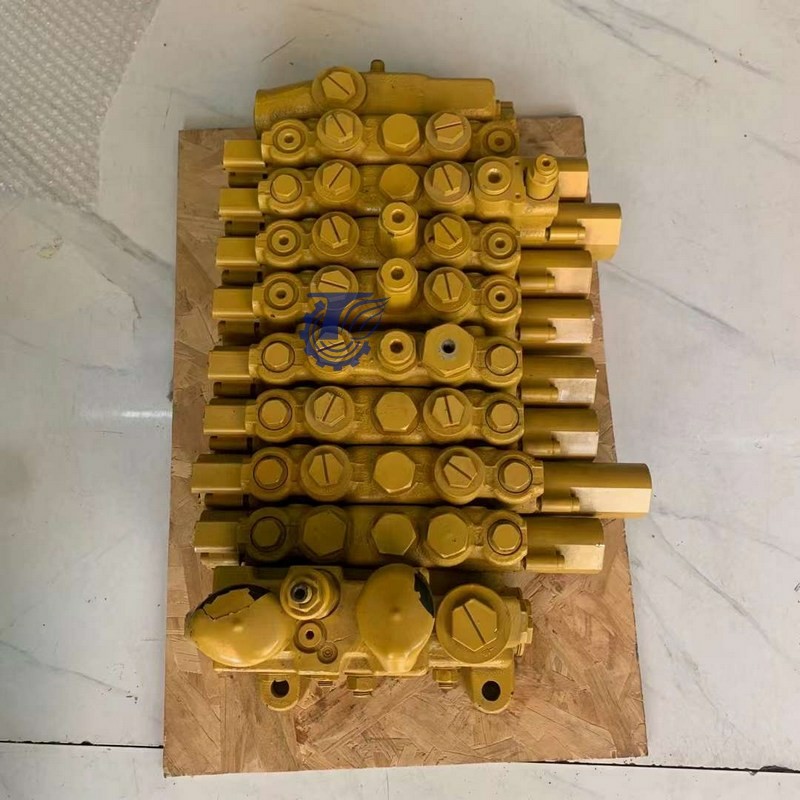 456-1837 CAT 305 306 307E2 308 Main Control Valve Driven By C2.4 Engine ...