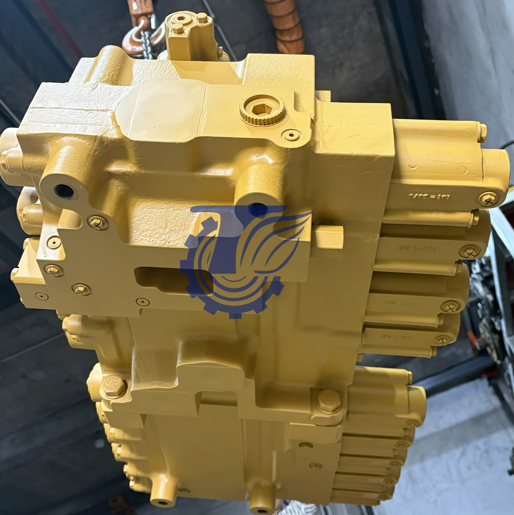 346-7570 3467570 Hydraulic Control Valve Assy For Caterpillar 374F 390F ...